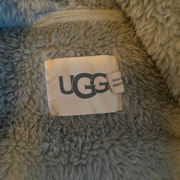 UGG | Intimates & Sleepwear | Ugg Aarti Plush Robe | Poshmark